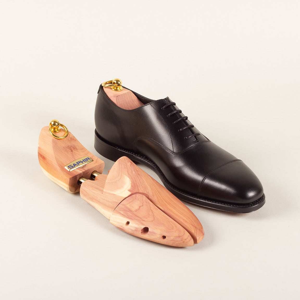 Luxury wooden shoe trees — The Shoe Care Shop